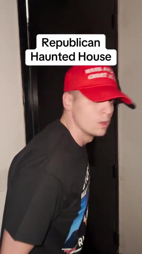 A Spooky Tour Through the Republican Haunted House | [meme.am]