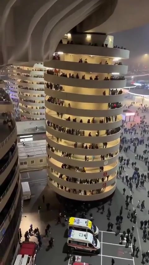 The San Siro Stadium's Spiral Walkway Creates a Mind-Bending Optical ...
