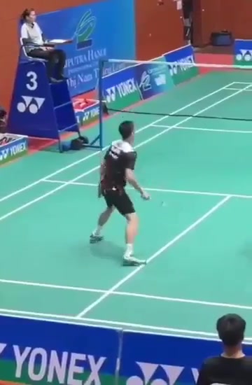 The Hilarious World of Bad Minton | [meme.am]