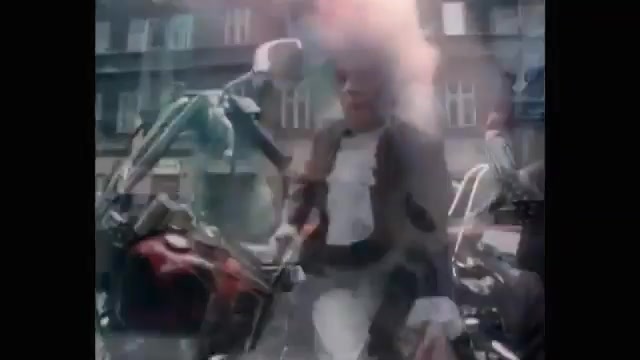 A Glimpse Back to 1985 | [meme.am]