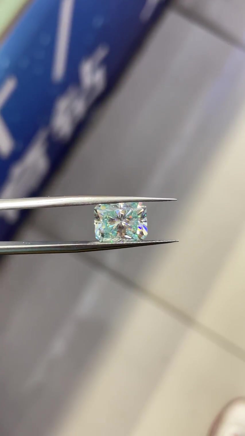 The Dazzling Beauty of Radiant Moissanite | [meme.am]